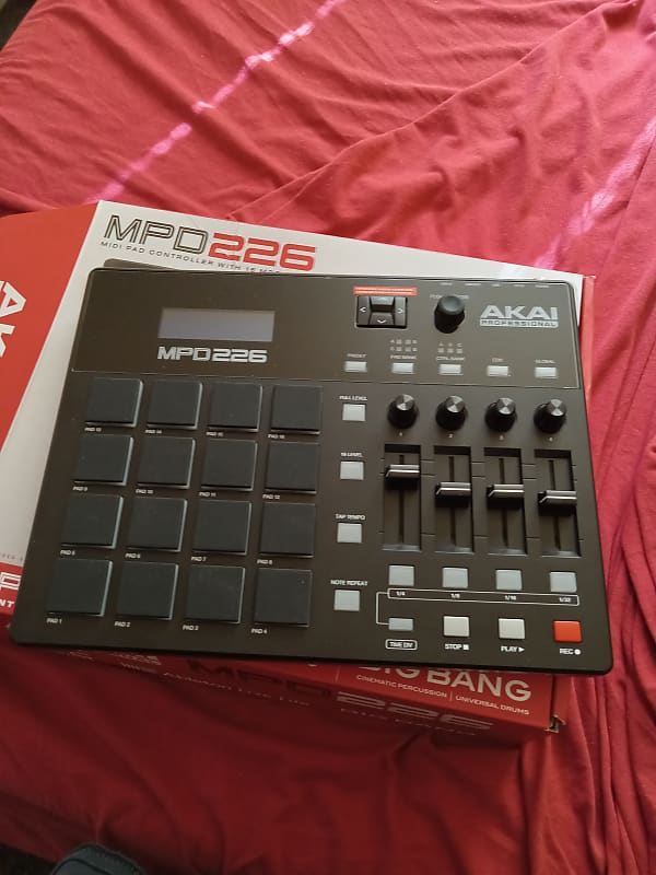 Akai Mpd 226 2024 | Reverb