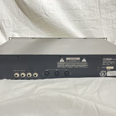 Yamaha G10 Guitar Synthesizer and G10C Midi Guitar Converter, | Reverb