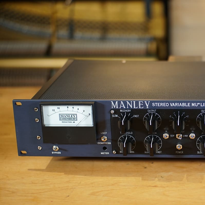 Manley Labs Vari-MU Stereo Tube Compressor Limiter with High | Reverb