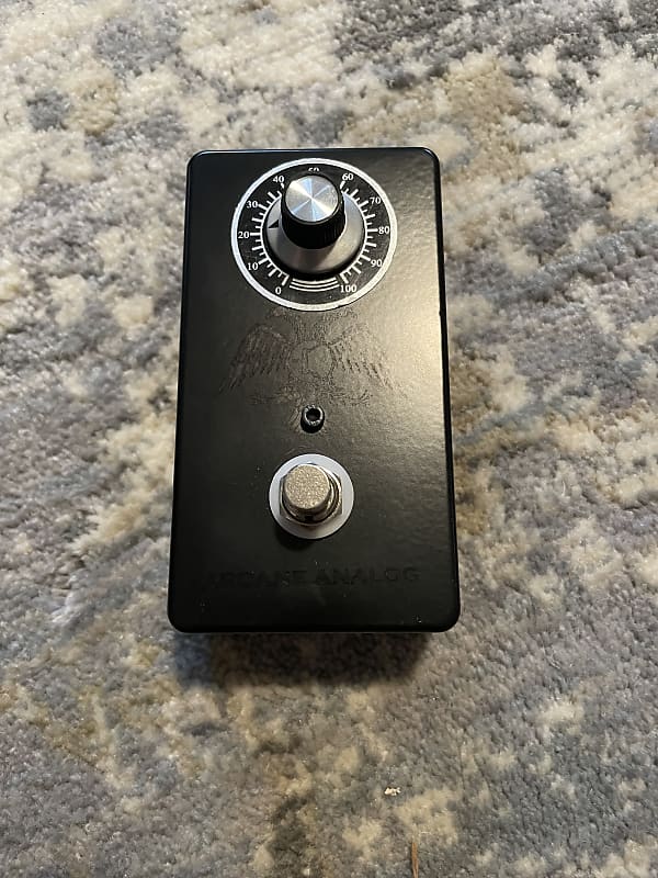 Arcane Analog F13 Fuzz 2020 | Reverb