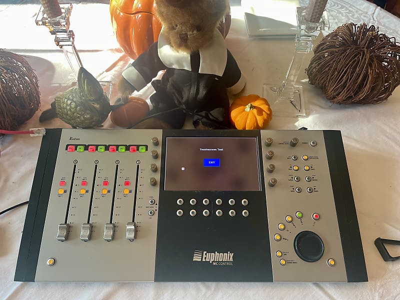 Avid Euphonix Artist MC Control 2 2000 - Eucon 4 Fader Touch | Reverb