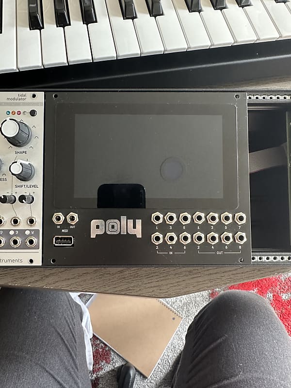 Poly effects Hector | Reverb