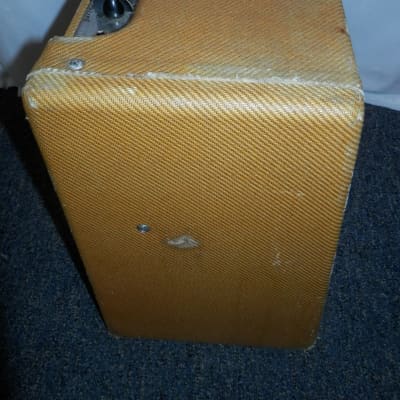 Fender Blues Junior Lacquered Tweed Relic Bill M. "Mods" | Reverb