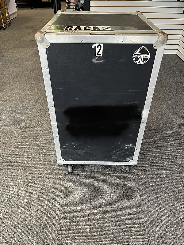 Roadie 16 Space Rack w/Casters | Reverb