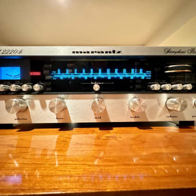Marantz 33 Early 70's Silver /Woodgrain | Reverb