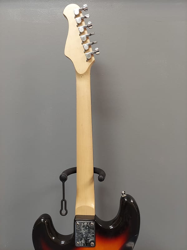 Spectrum Strat-style 2000s - Sunburst | Reverb