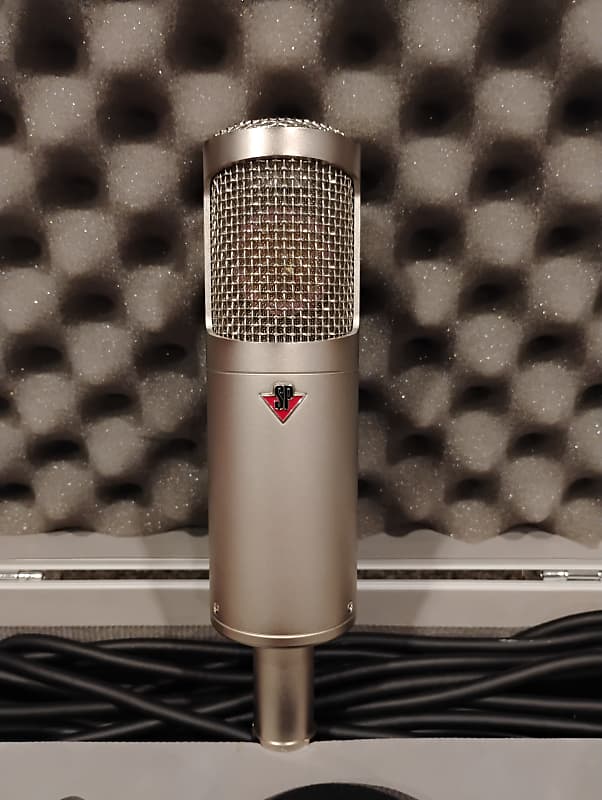 Studio Projects TB1 Cardioid Tube Microphone | Reverb