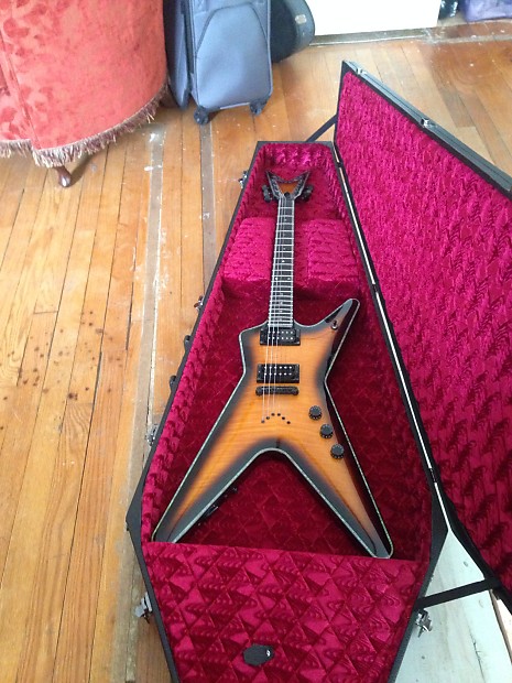 Dean ML AT3000 near mint w/ coffin case! | Reverb