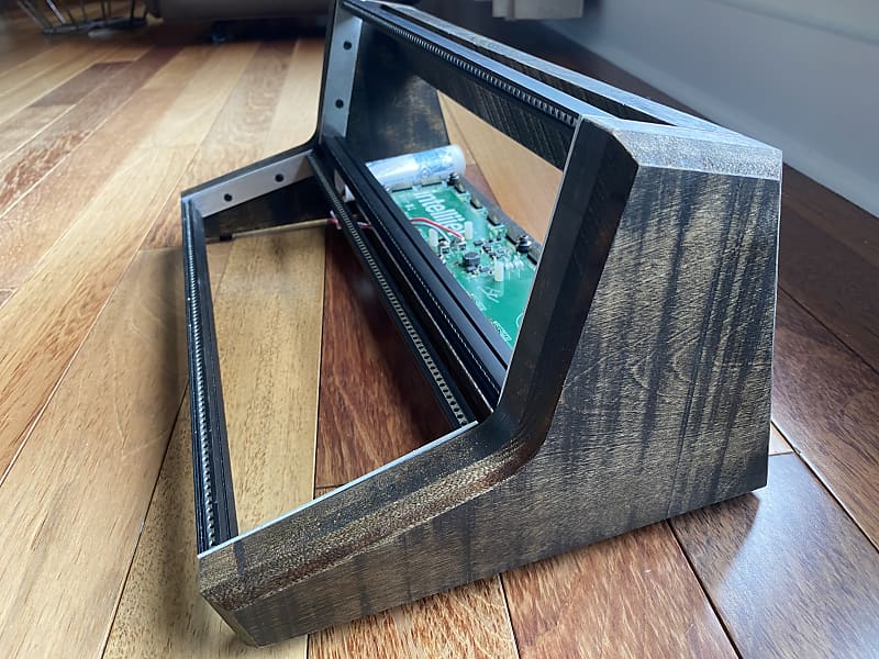 Illbread Electronics 84HP 6U Eurorack Case + Intellijel 80W | Reverb