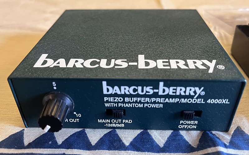 Barcus-berry 4000XL Piezo Buffer/Preamp with flute mic | Reverb
