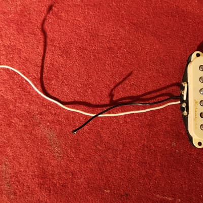 Fender Noiseless Single-Coil Pickup Aged White | Reverb