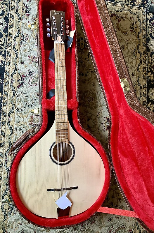 Carvalho MOC305 Octave Mandolin with case | Reverb