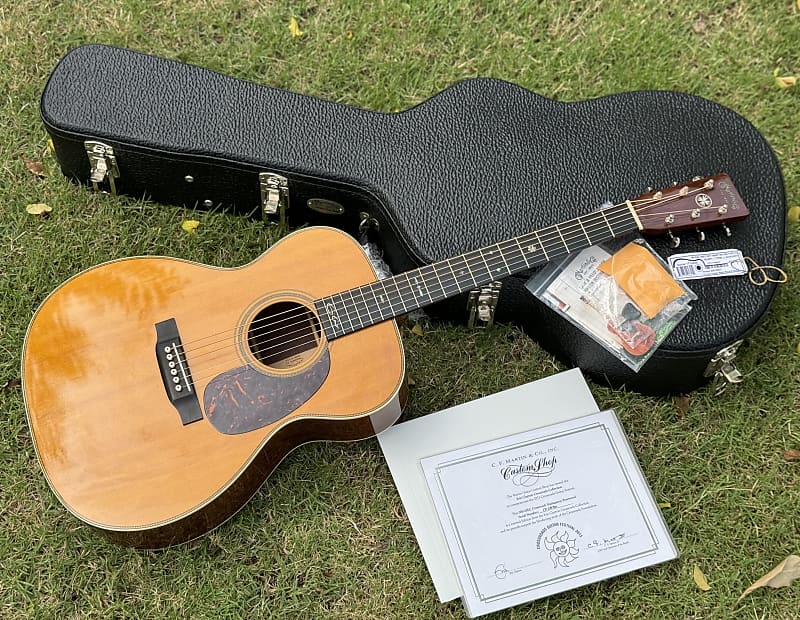 Martin Crossroads Limited Edition Custom Shop 000-28 EC | Reverb