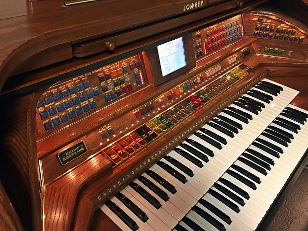 Lowrey Rhapsody SU400 Organ with Deluxe Bench | Reverb