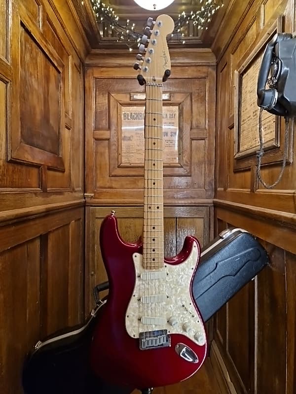 Fender Stratocaster Plus 1997 - Candy Apple Red | Reverb