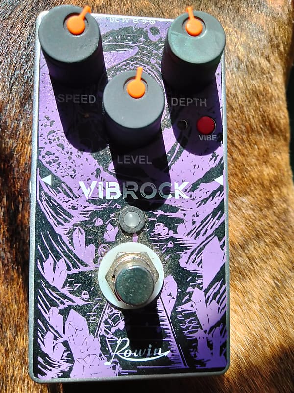 Rowin RE-02 VIBROCK Vibrato 2020s - Black/ Purple/ Silver | Reverb