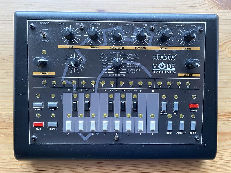 Mode Machines XOXBOX MK2 TB303 Clone | Reverb UK