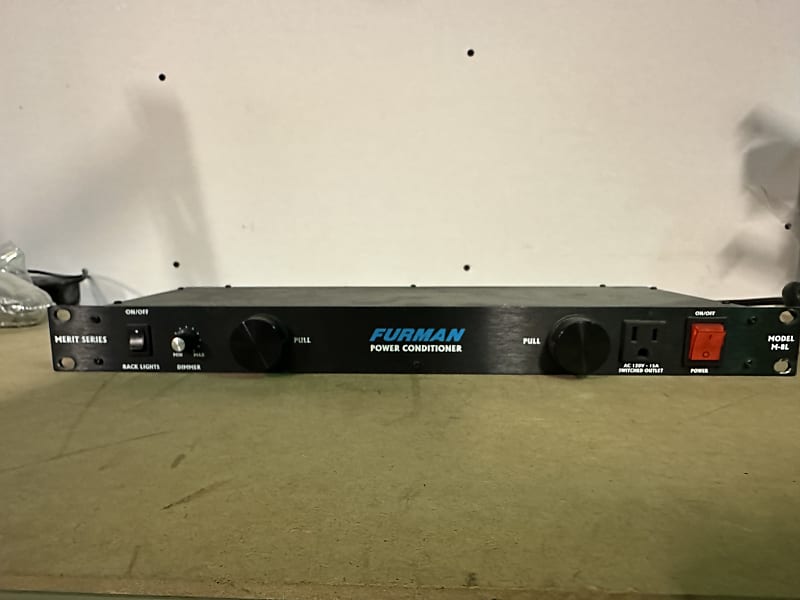 Furman M-8L 15A Merit Series Power Conditioner | Reverb