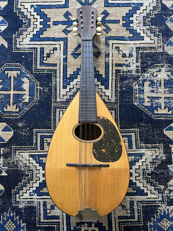 Martin Bowl-Back Mandolin 1916 | Reverb