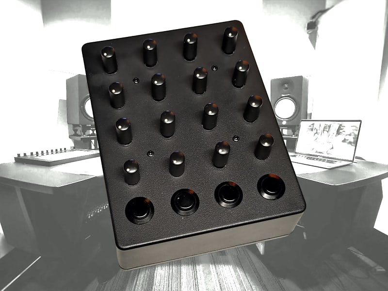 Midi Controller BB-S2 with 16 potentiometers and 4 mini | Reverb