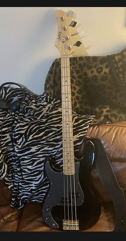 Cort P-Bass 1990’s Black on Black | Reverb