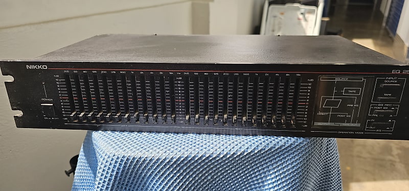 Nikko equalizer EQ25 - Black | Reverb