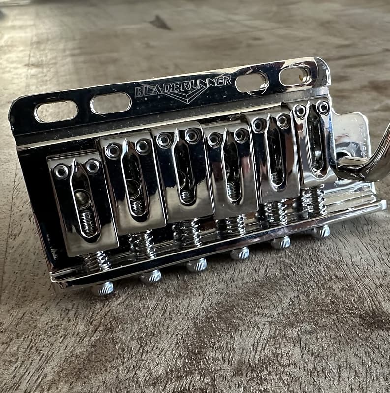 Super-Vee BladeRunner Tremolo for Stratocaster - 6 Screw | Reverb