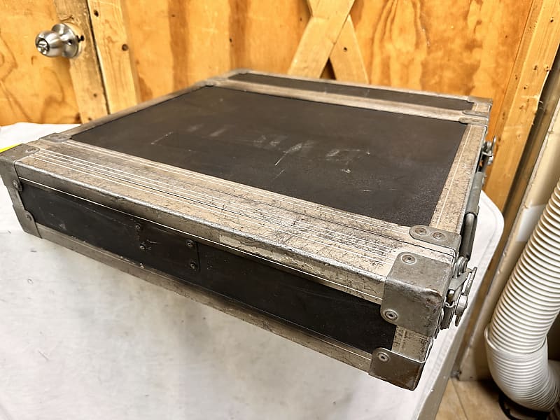 Generic Two Space 2U ATA Amp Rack Case - Recessed Hardware - | Reverb