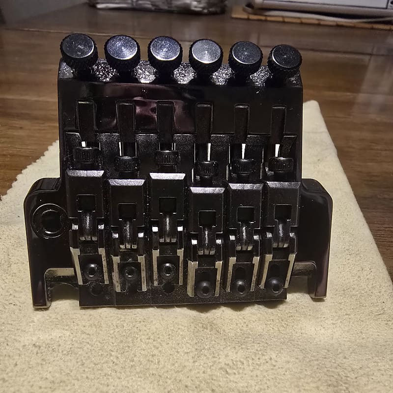 Edge Lo pro bridge - Cosmo | Reverb