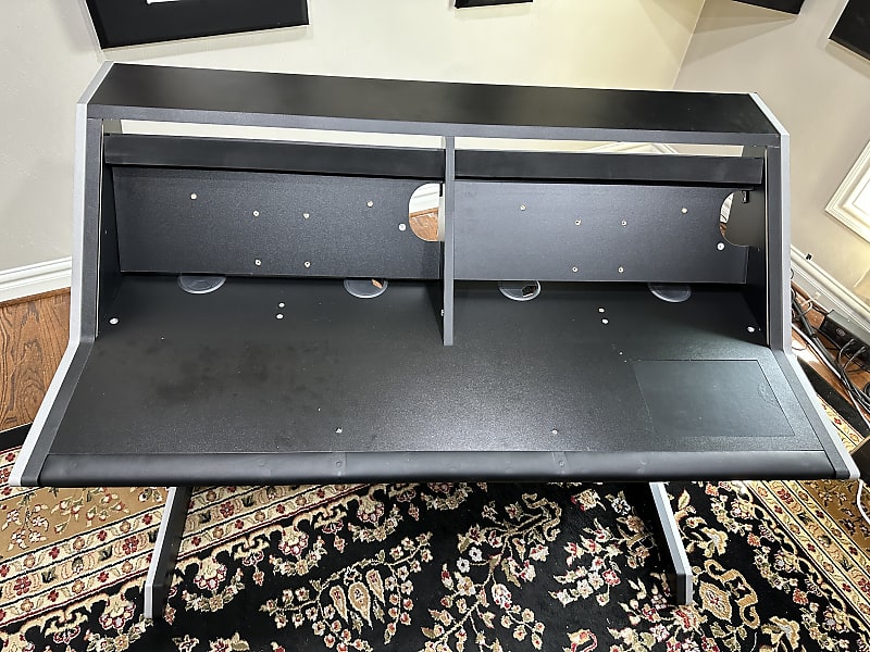 Steven Slate Audio Raven MTi2 Core Station (Desk Only) - | Reverb