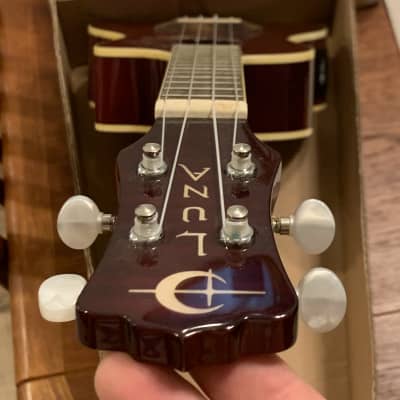 Luna 23” Floral Concert Cutaway Ukulele 2015 - Select Flame | Reverb