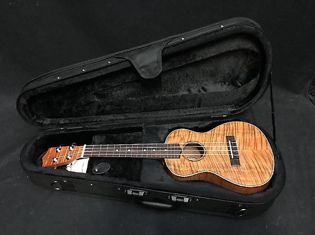 Hilo 2956 Premier Concert Okoume Ukulele with Case #51001* | Reverb