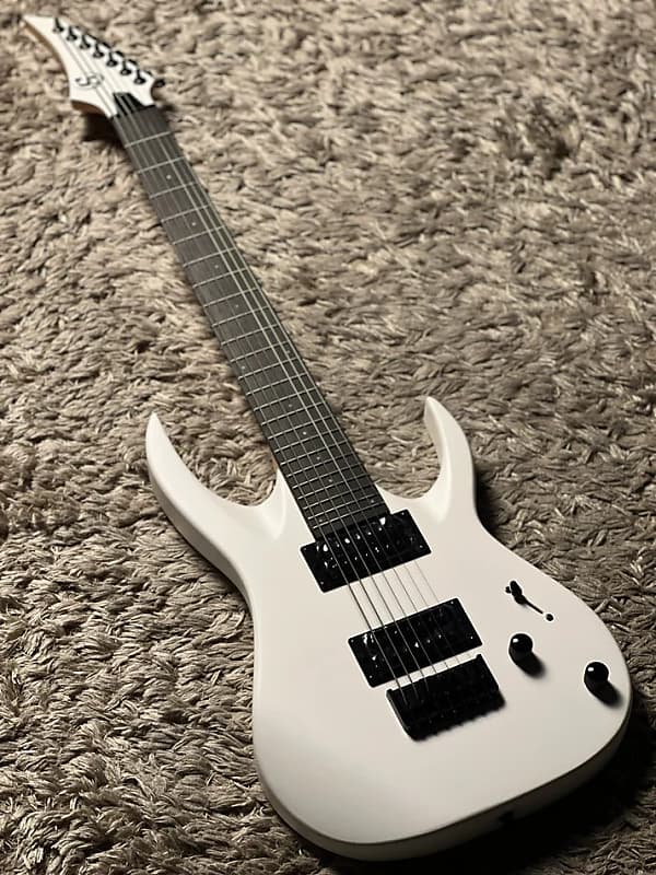 Solar AB4.7W-E 7-String in Matte White | Reverb