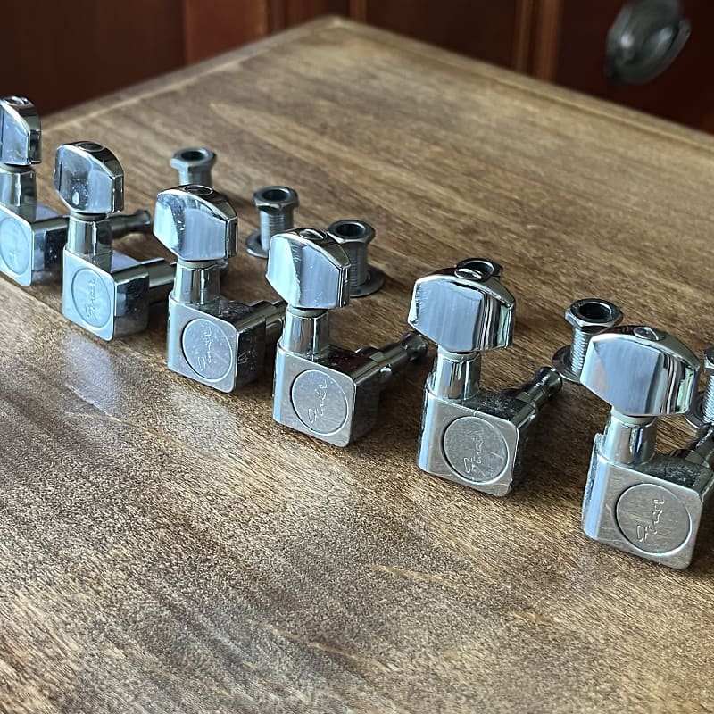 6-In-Line 2-Pin Fender Tuning Head Two Pin Tuners from | Reverb