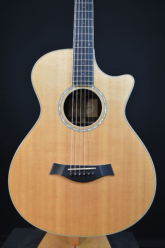 Taylor 12-Fret 2010 - Spruce/Rosewood w/ OHSC | Reverb