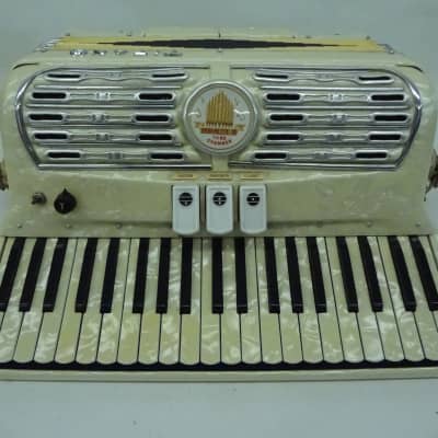 1959 De La Rosa Electric Acoustic Accordion White Pearloid | Reverb