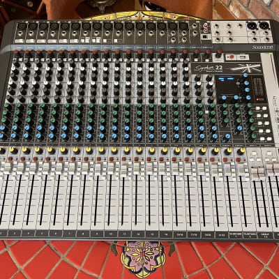 Soundcraft Signature 12 MTK Multi-Track Mixer, 12-Channel | Reverb