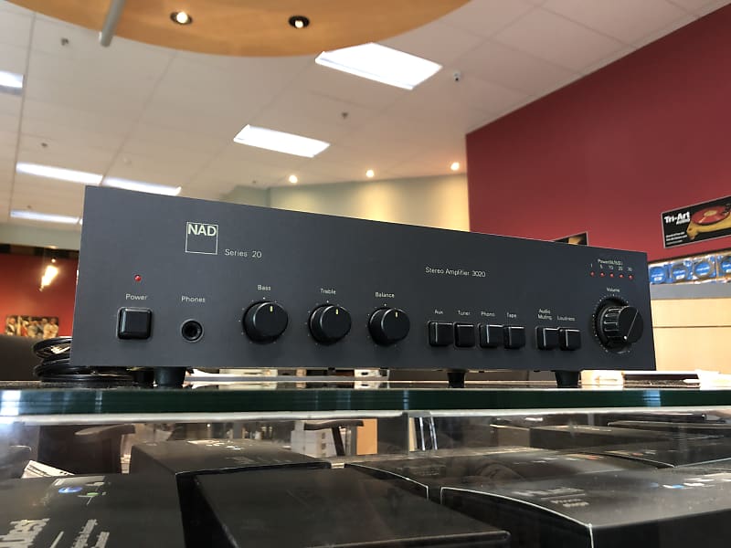 NAD 3020 Series 20 Stereo Integrated Amplifier | Reverb Canada