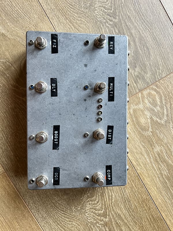 Buzz Electronics Programmable 8Ch Switcher/Looper | Reverb