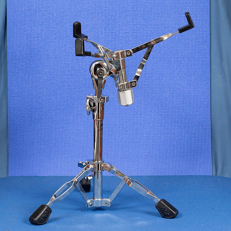 DW 3000 Snare Drum Stand | Reverb