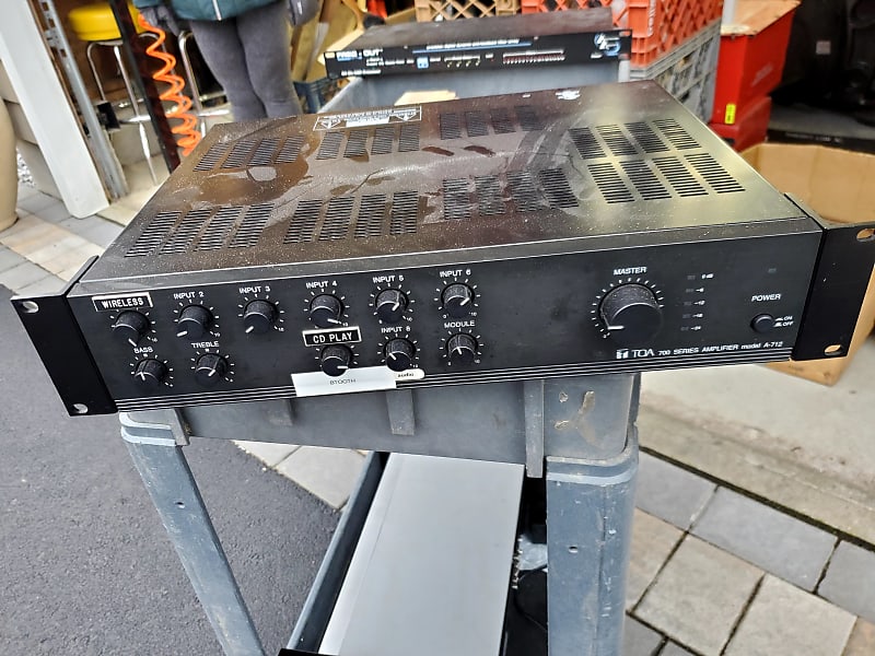TOA A-712 | Reverb
