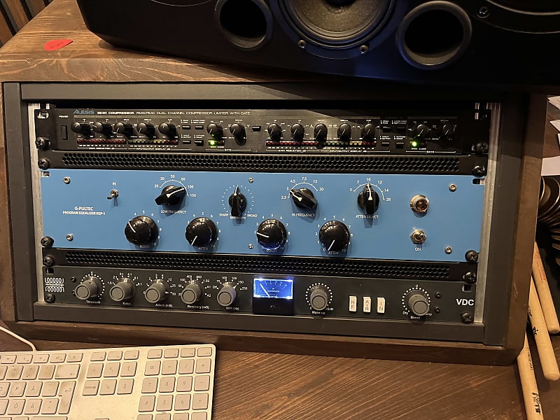 Creative Clowns Pultec G-Clone 2022 - blue | Reverb