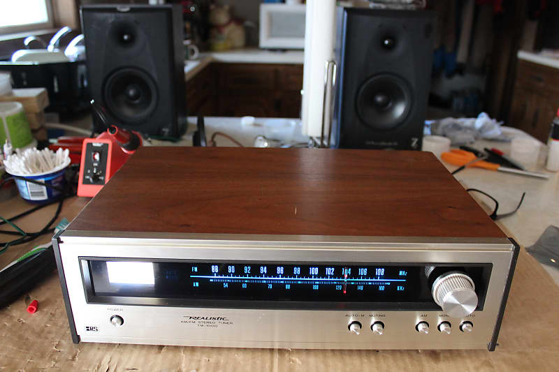 Restored Realistic TM-1000 AM/FM Stereo tuner (2) | Reverb