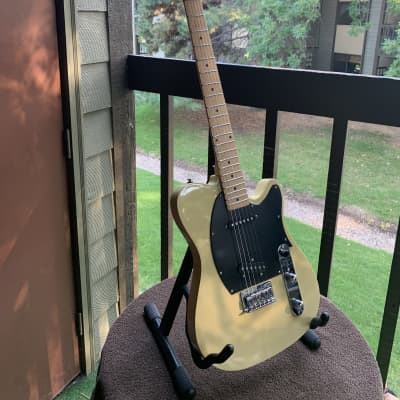 First Act ME302 2007 Vintage Blonde | Reverb