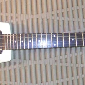 Hohner g3-t with Steinberger Licensed Tremelo pre Chinese 2 | Reverb