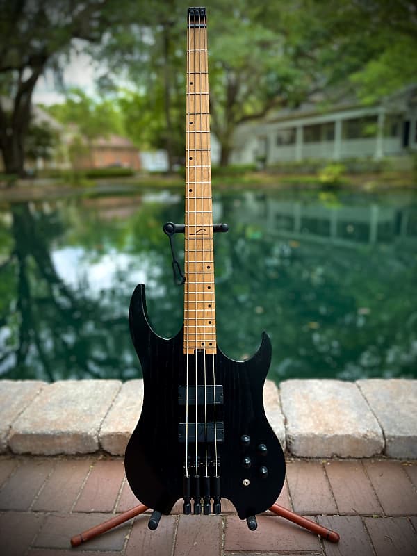 Legator Wr4 Wraith Headless Bass Stealth Black W Gig Bag Reverb