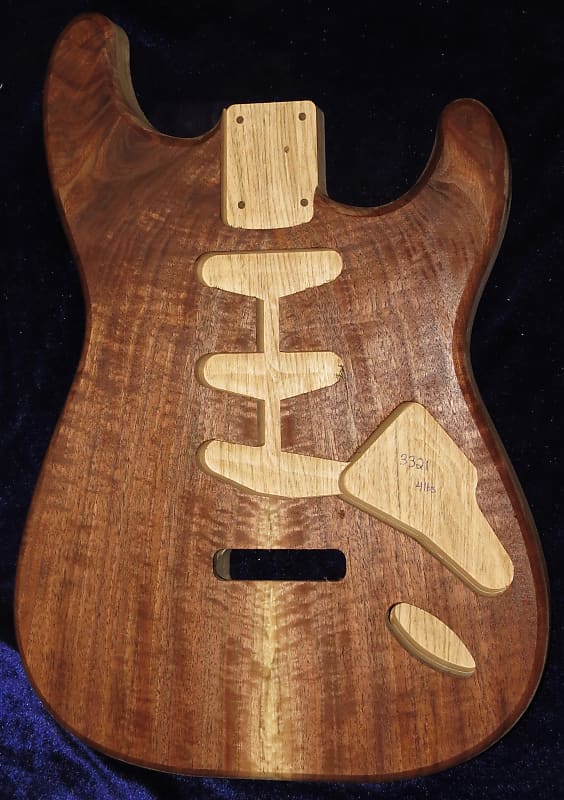 Figured Walnut Top / Butternut Wood Strat body - Standard - | Reverb