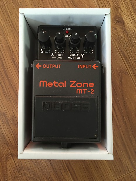 Boss Metal Zone MT-2 | Reverb Canada