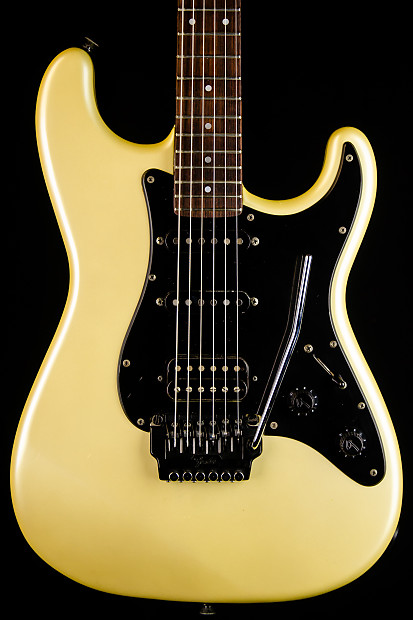 1986 Fender Contemporary Stratocaster SSH, System 1 Tremolo, | Reverb