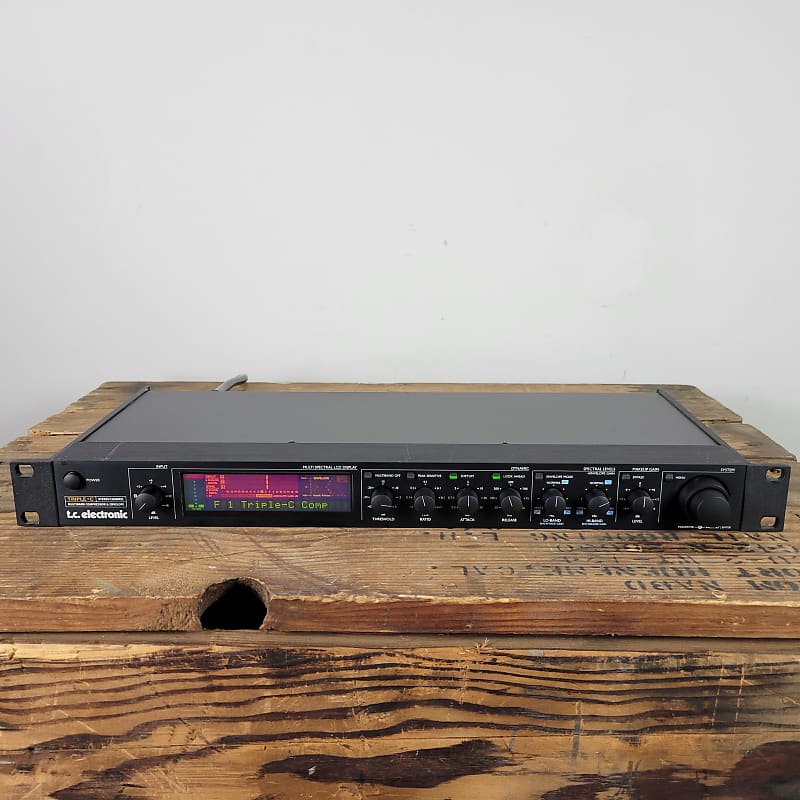 TC Electronic Triple-C Stereo Multiband Compressor & Envelope | Reverb